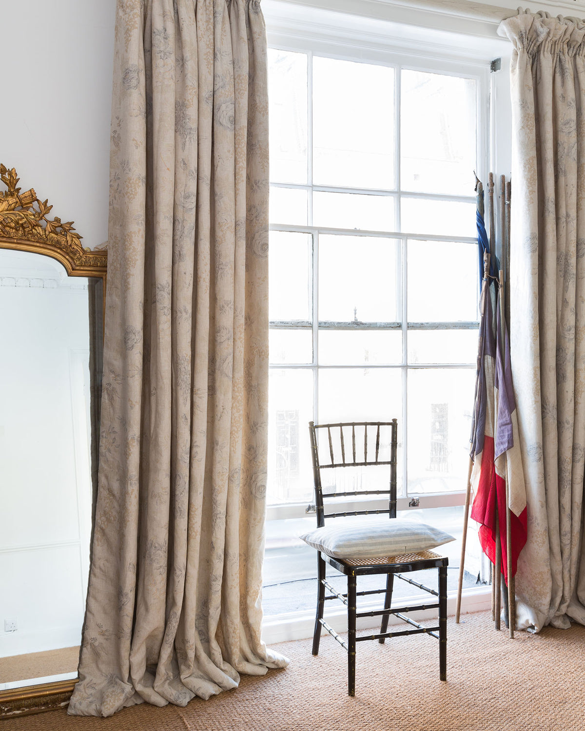 Large Scale Floral Fabrics | Cabbages & Roses– cabbagesandroses