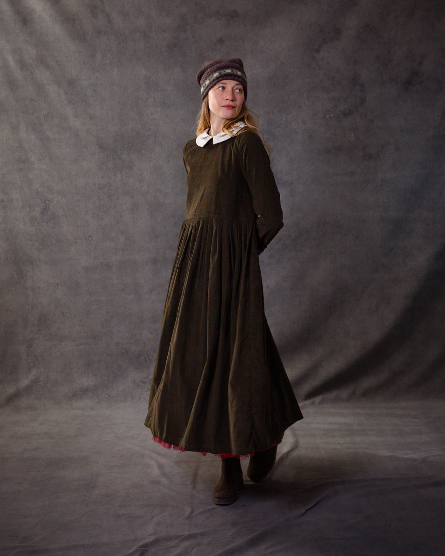 Welcome to the Cabbages & Roses Website– cabbagesandroses