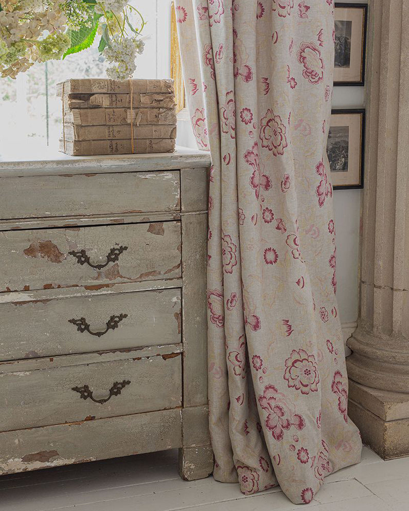 Elgin Raspberry on Natural Linen | Cabbages & Roses– cabbagesandroses